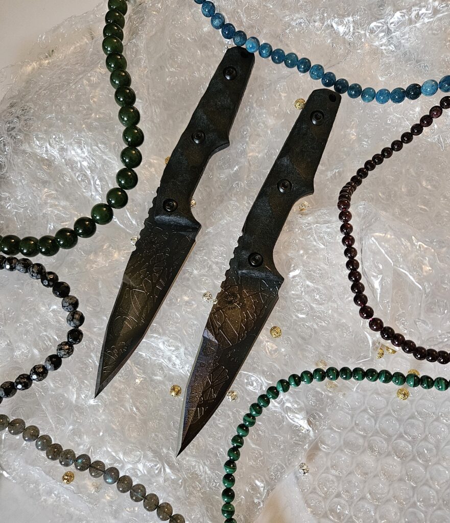 Custom Acid Etched Thick Huginn Dagger with Spectral Patina CPM CRU ...